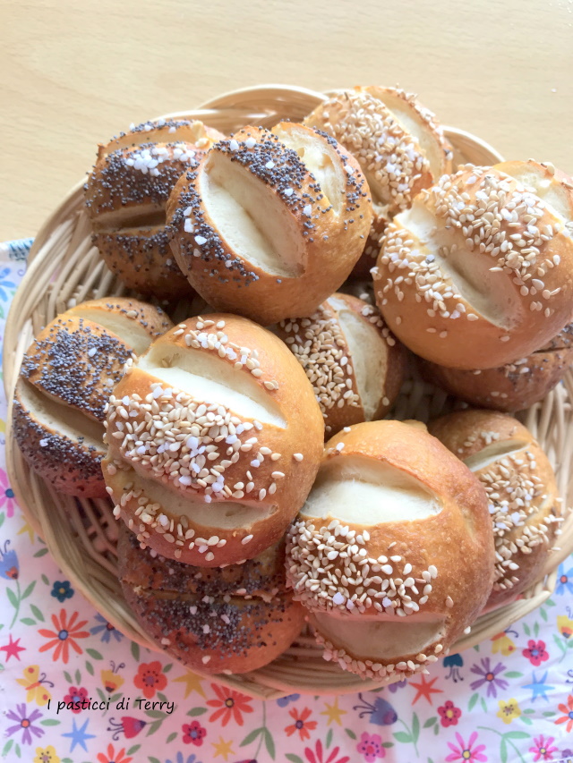Pretzel o Laugenbrot - I pasticci di Terry Per